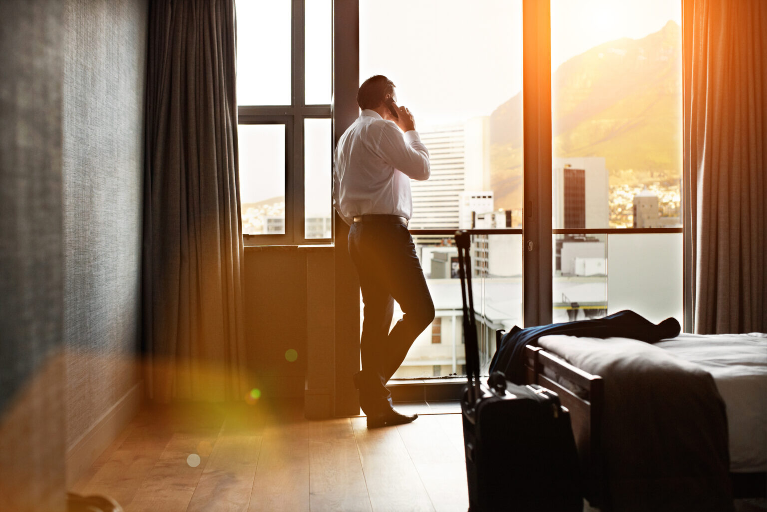 Driving high-value hotel revenue with corporate bookings - HotelREZ